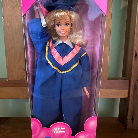 Mattel | Toys | Vintage 995 96 Graduation Barbie Nwt | Poshmark